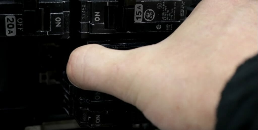 How to Remove a Breaker (7 Easy Steps)