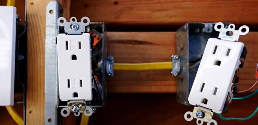 How to Fix an Open Neutral Outlet (12 Steps)