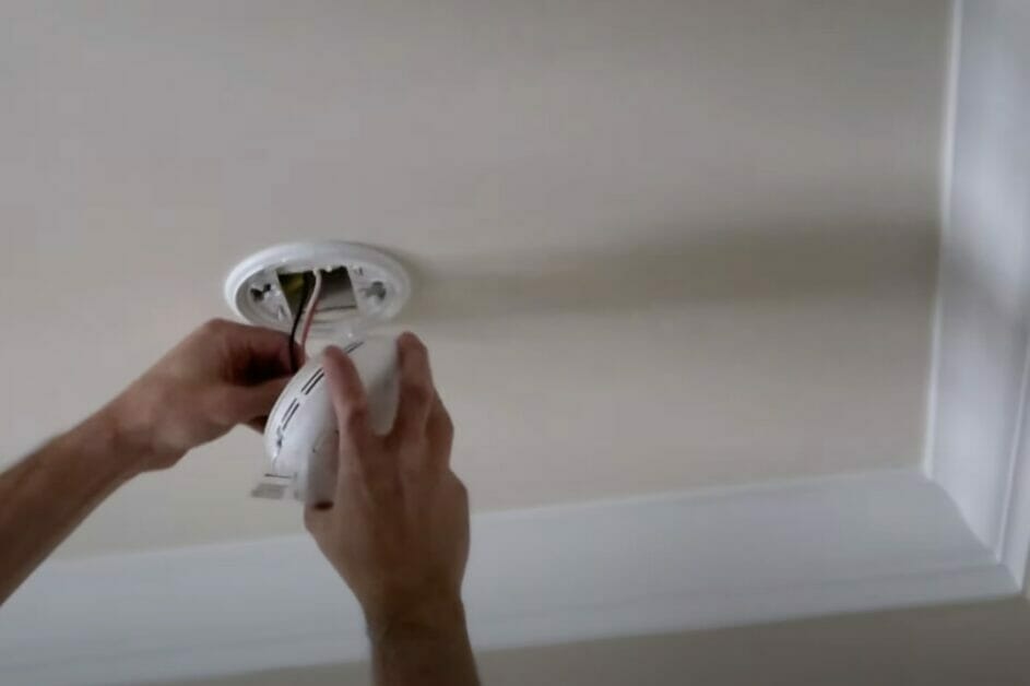 What is a Hard Wired Smoke Detector: Full Breakdown