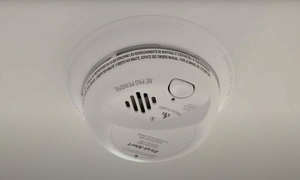 What is a Hard Wired Smoke Detector: Full Breakdown