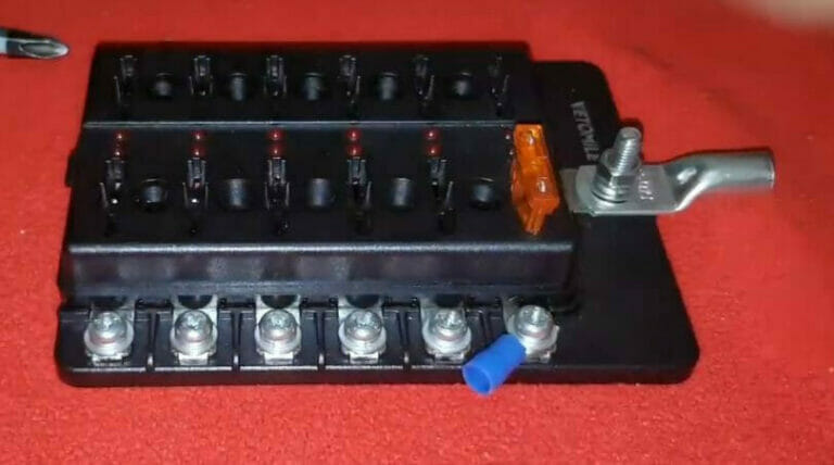How to Wire a Blade Fuse Box (9 Easy Steps)