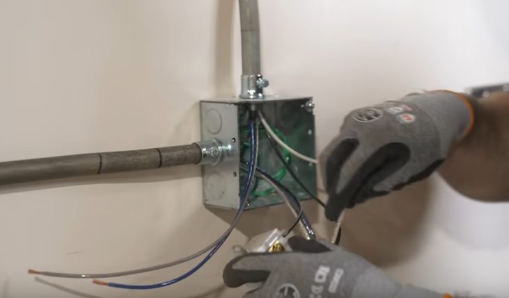 How to Wire an Outlet from Another Outlet (2 Methods & Steps)