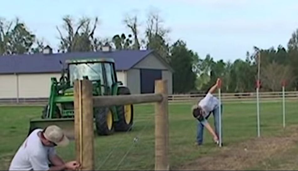 How to Build a Barbed Wire Fence (9 Steps)