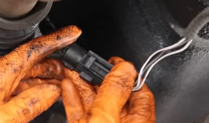 How to Test an O2 Sensor with a Multimeter (Step–by–Step Guide)