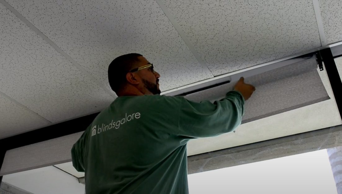 How to Wire Motorized Shades (Steps and Guide)