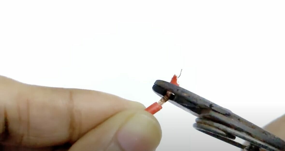 How to Use a Wire Stripper (DIY Guide)